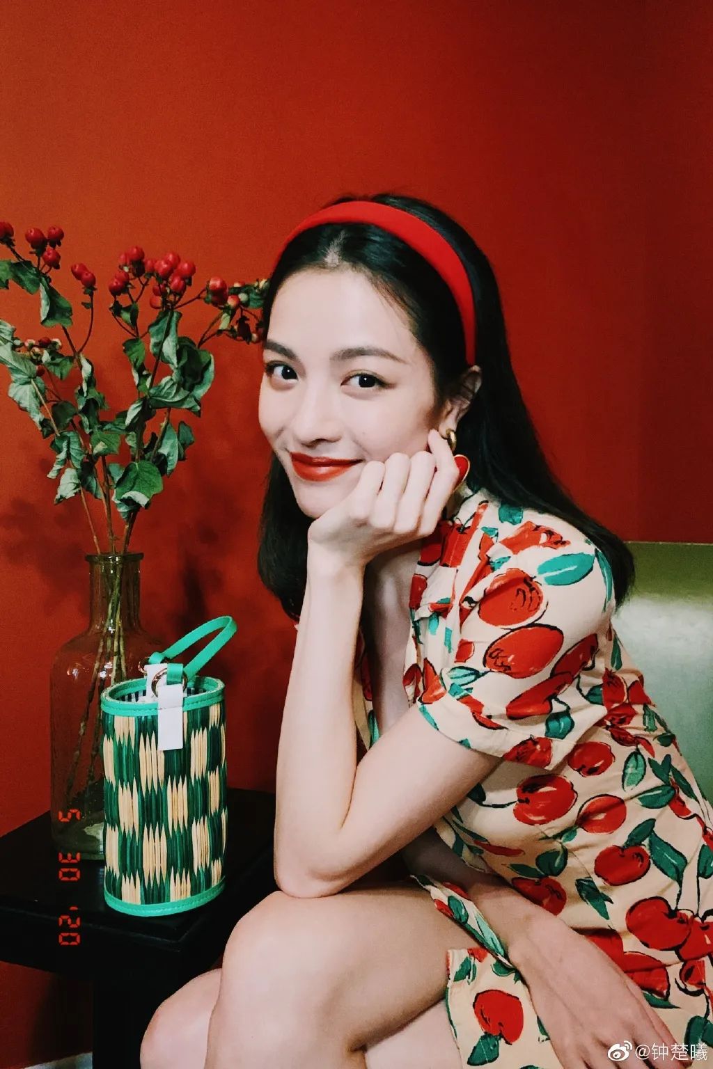 Actress Clothing - Zhong Chuxi - iNEWS