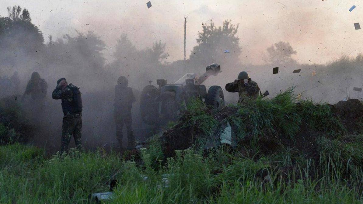 The Russian army suddenly retreated collectively, and the Ukrainian ...