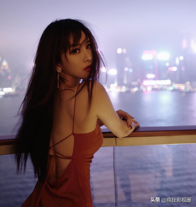 "Exploding Candy" Chen Jing, the last "feeling heroine" of Hong Kong films - iNEWS