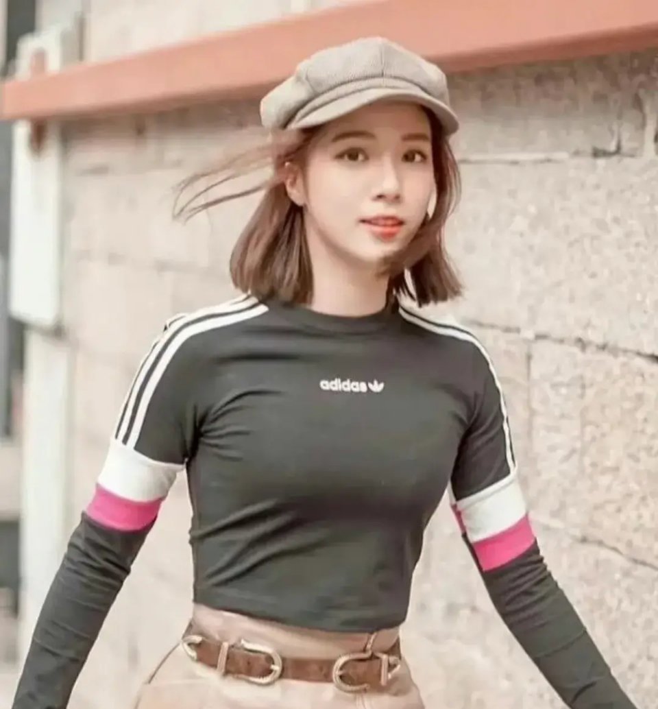 Fang Lishen was revealed to be dating a 15-year-old Hong Kong sister ...