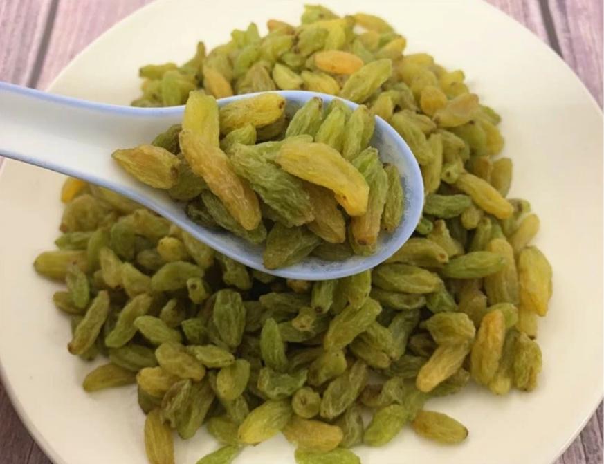 Cooking raisins with him will protect the liver and make you healthy ...