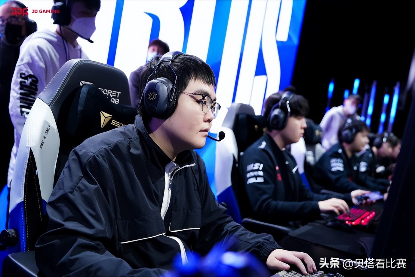 JDG defeated G2 and won 3 consecutive victories!Hope Sivir turns the tide, and JDG takes a ...