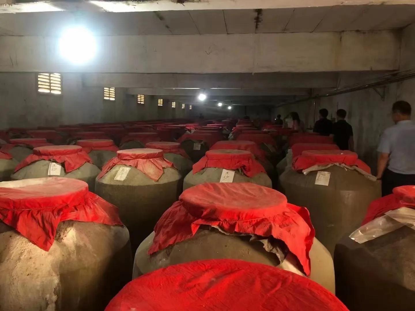 Why are the prices of Maotai-flavored wine expensive and cheap? - iNEWS