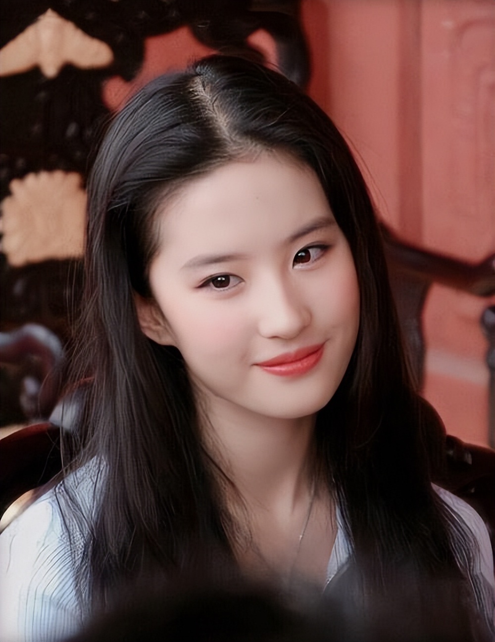 Liu Yifei's mother, Liu Xiaoli, is so "scheming", two marriages and two ...