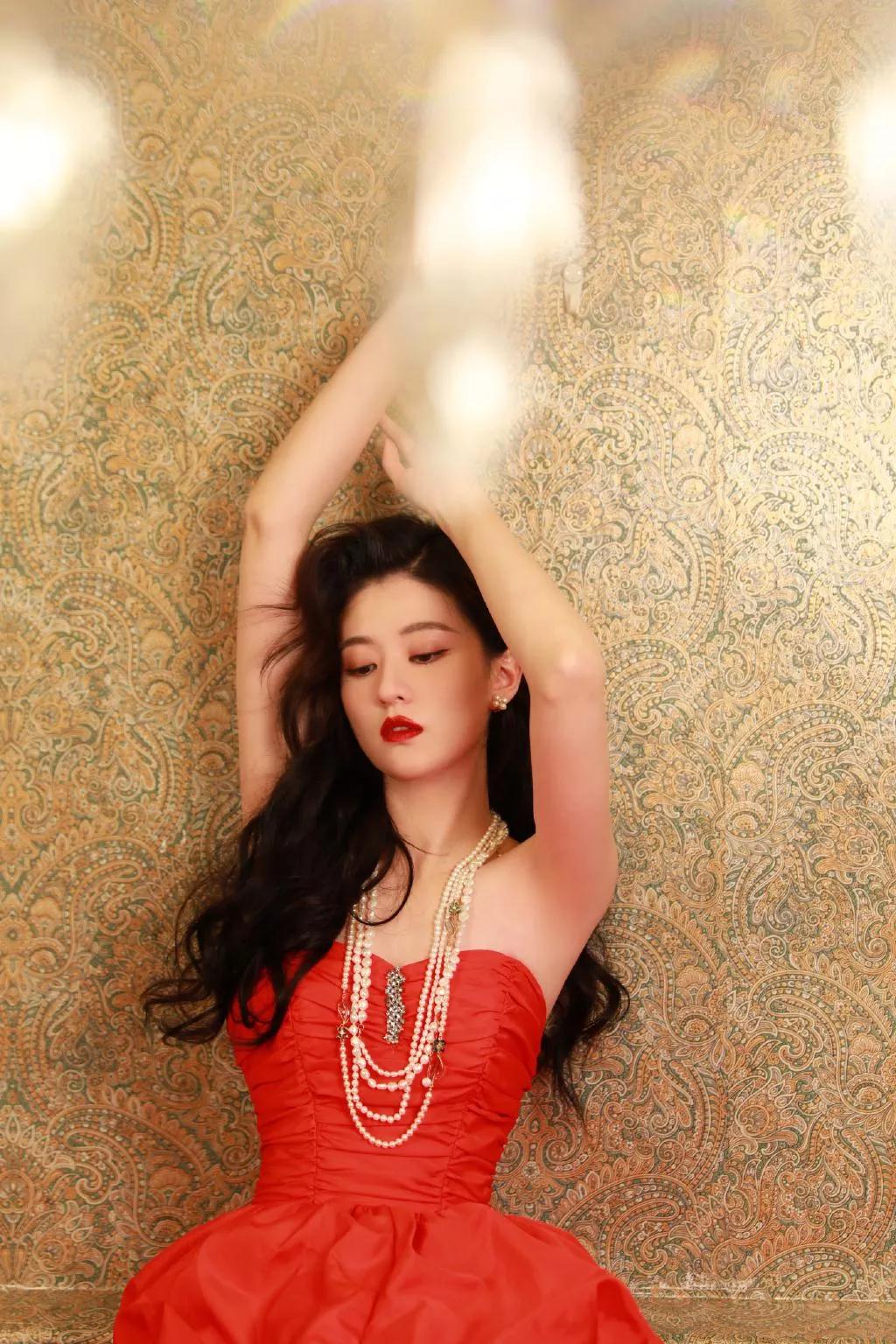 Qiao Xin, charming - iMedia