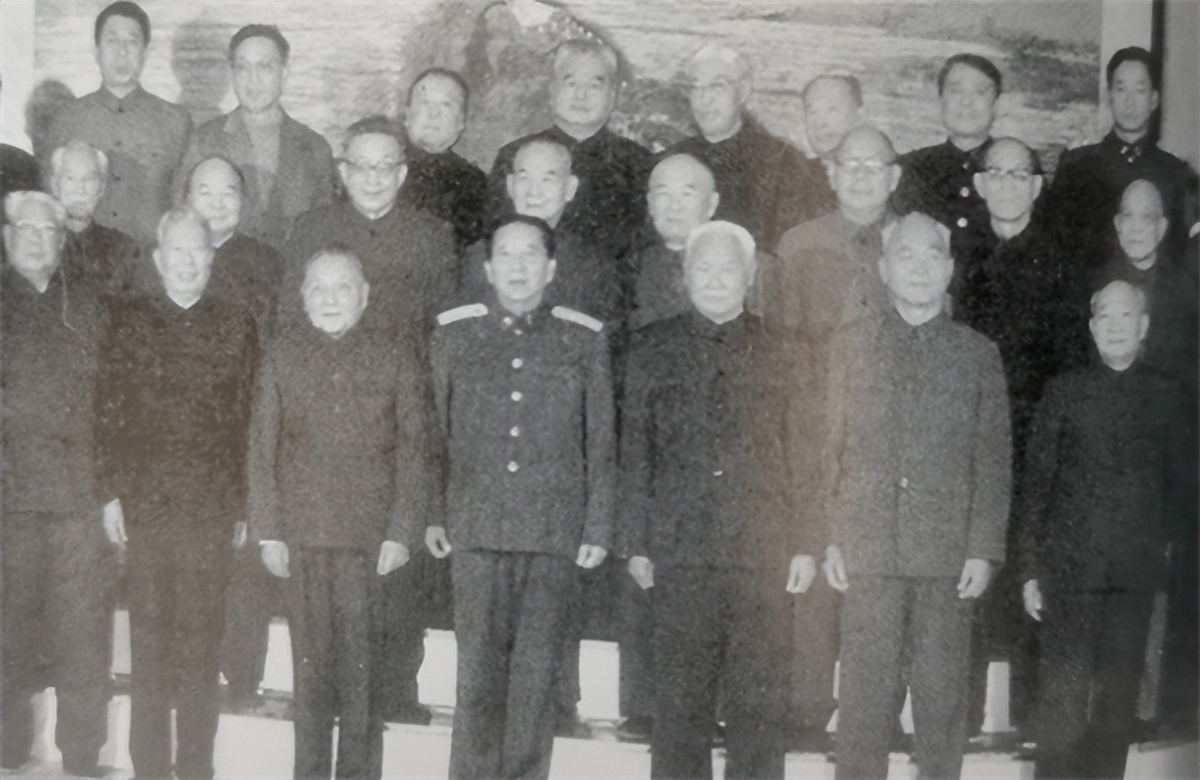 The three people who have the best relationship with Deng Xiaoping are ...