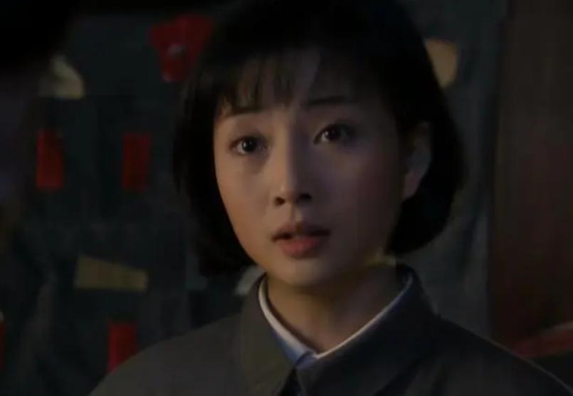 Only after watching "The Sky of History" three times can I understand ...