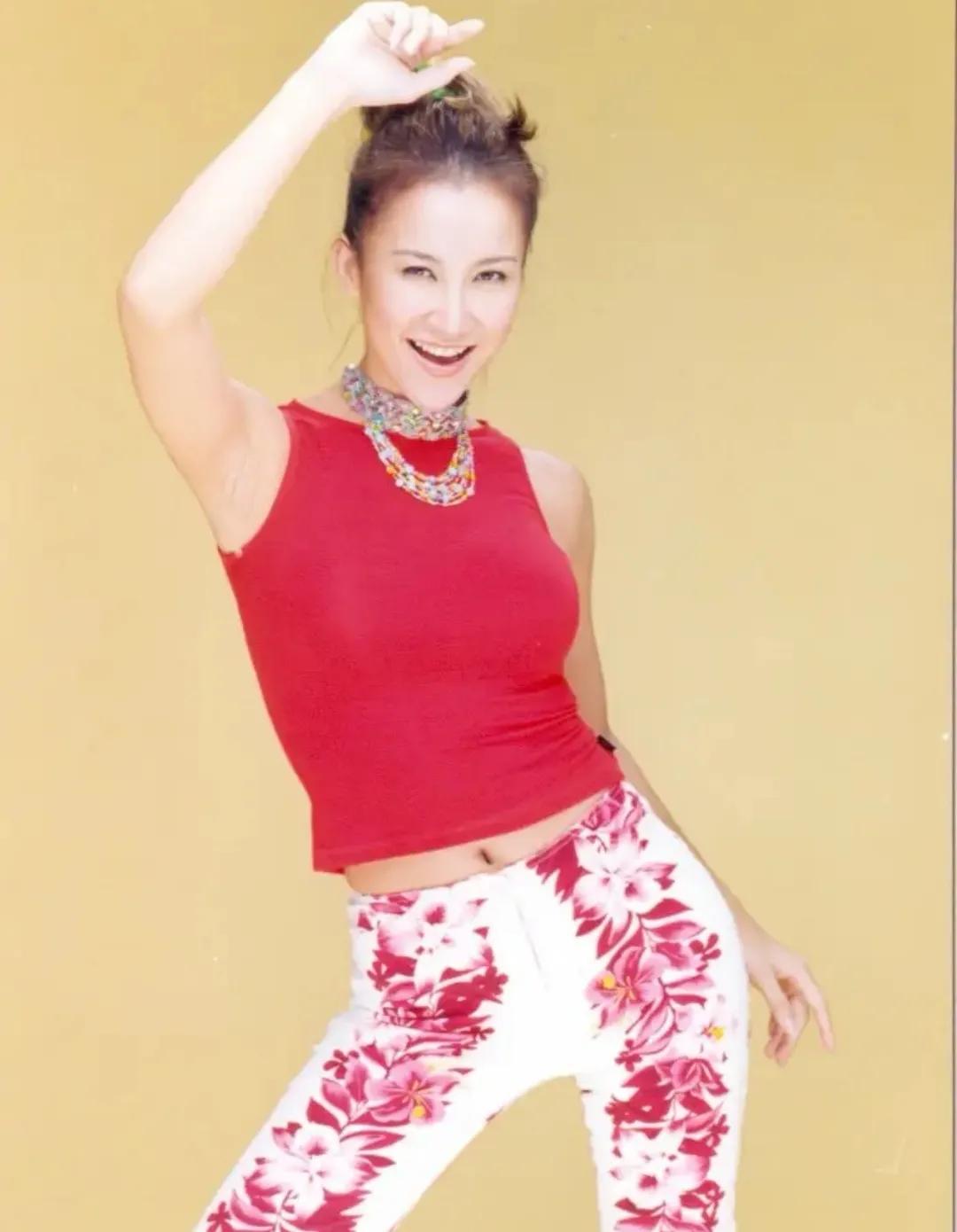 Coco Lee once said that Chinese artists go to the world - iMedia