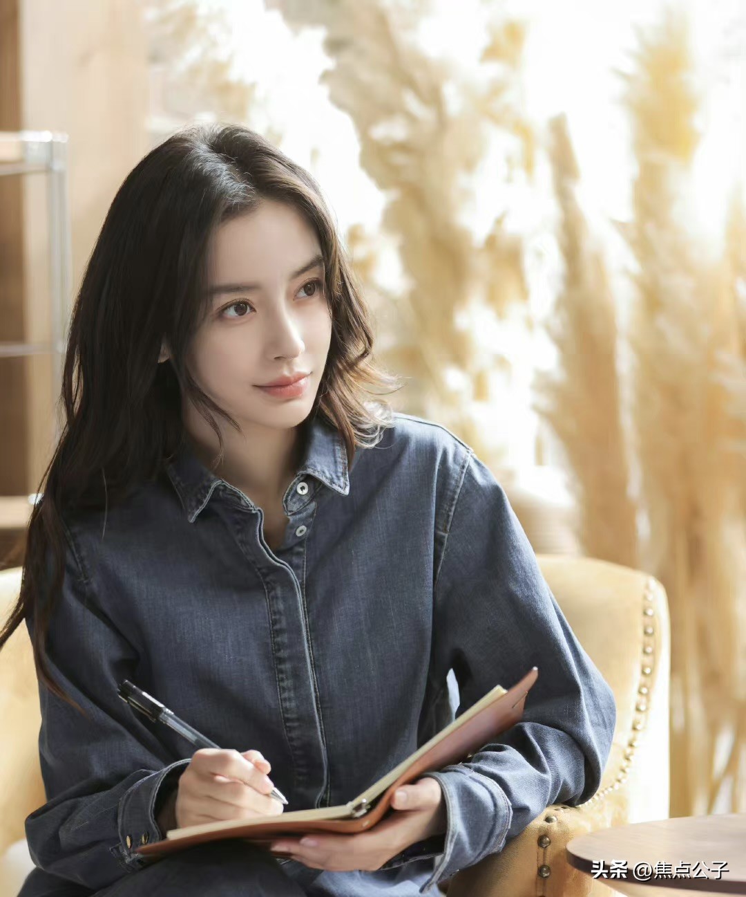 Yang Ying talked generously about where to get married! Cycling around Shanghai with Jin Jing, I ...