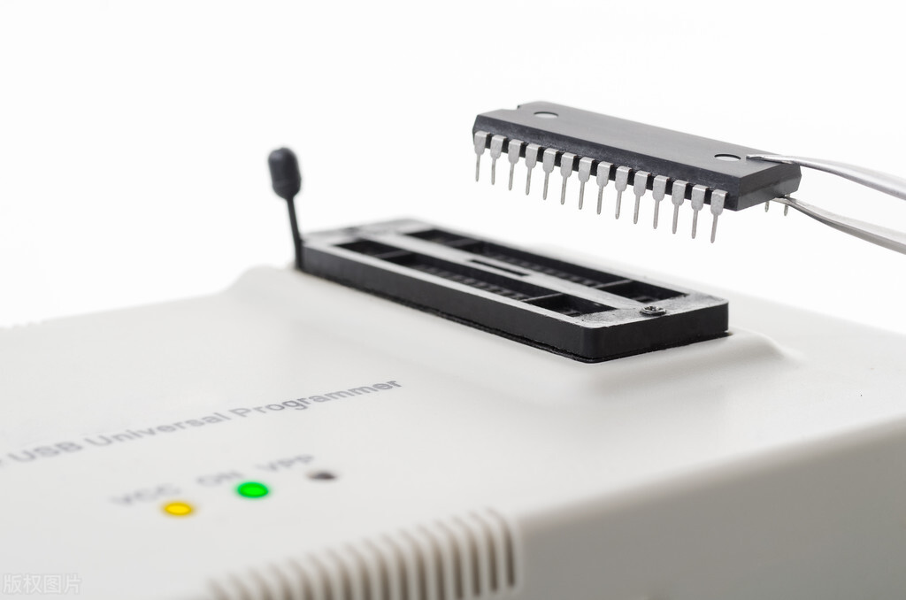 What are the specifications for embedded systems development? - iMedia