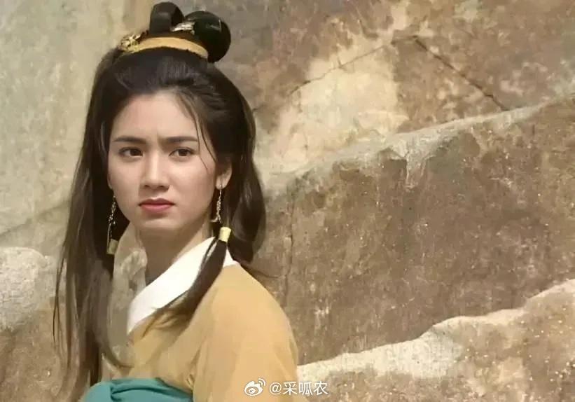 52-year-old Hong Xin took her daughter to a concert, and passers-by ...