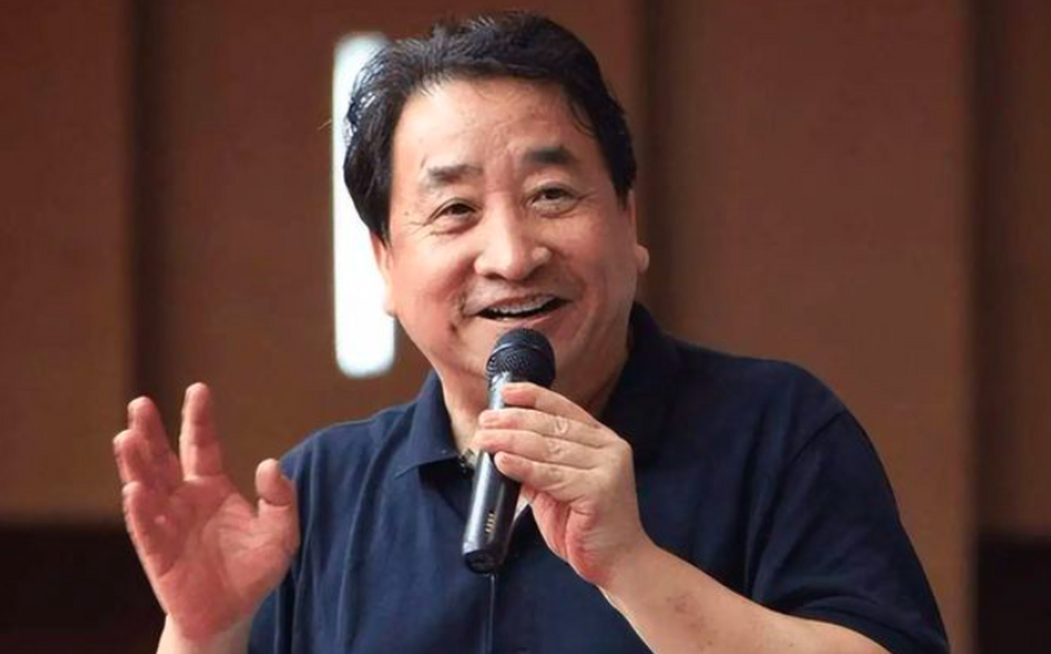 Jiang Kun is the first brother of cross talk, and Guo Degang is a ...