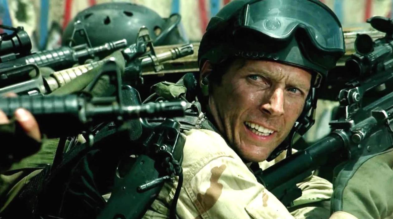 The movie "Black Hawk Down" - iNEWS