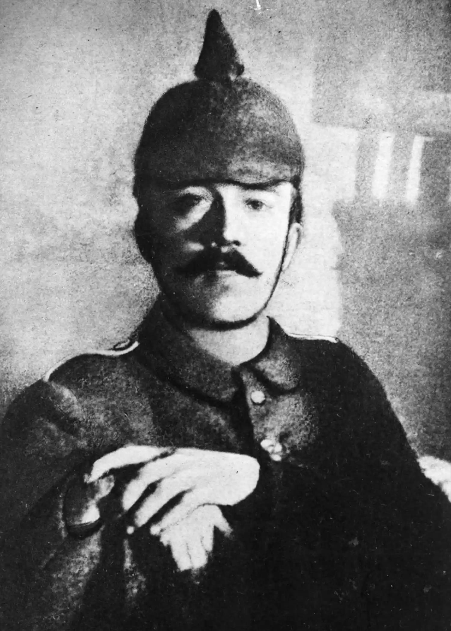 10 facts about Adolf Hitler - iMedia