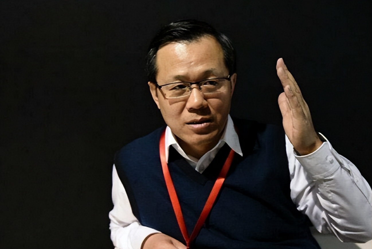 The achievements of the first paparazzi Zhuo Wei: Ruined the article ...