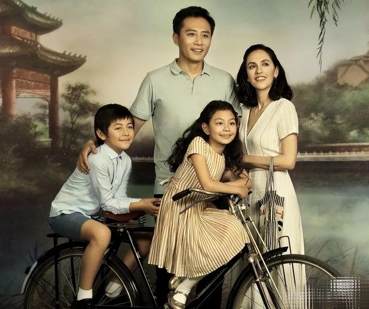 The children of Liu Ye and Mei Ting starred in the drama, Nuo Yi's ...