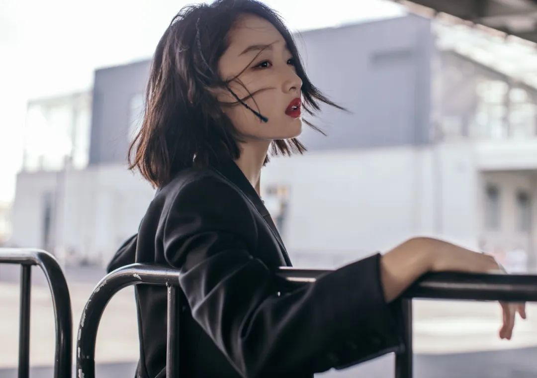 Little Gossip, Gong Jun, Yang Zi, Zhou Dongyu, Wu Lei - iNEWS