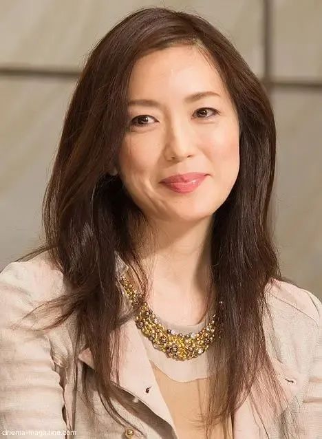 Powerful faction Wakamura Mayumi: warm atmosphere, people as pale as ...