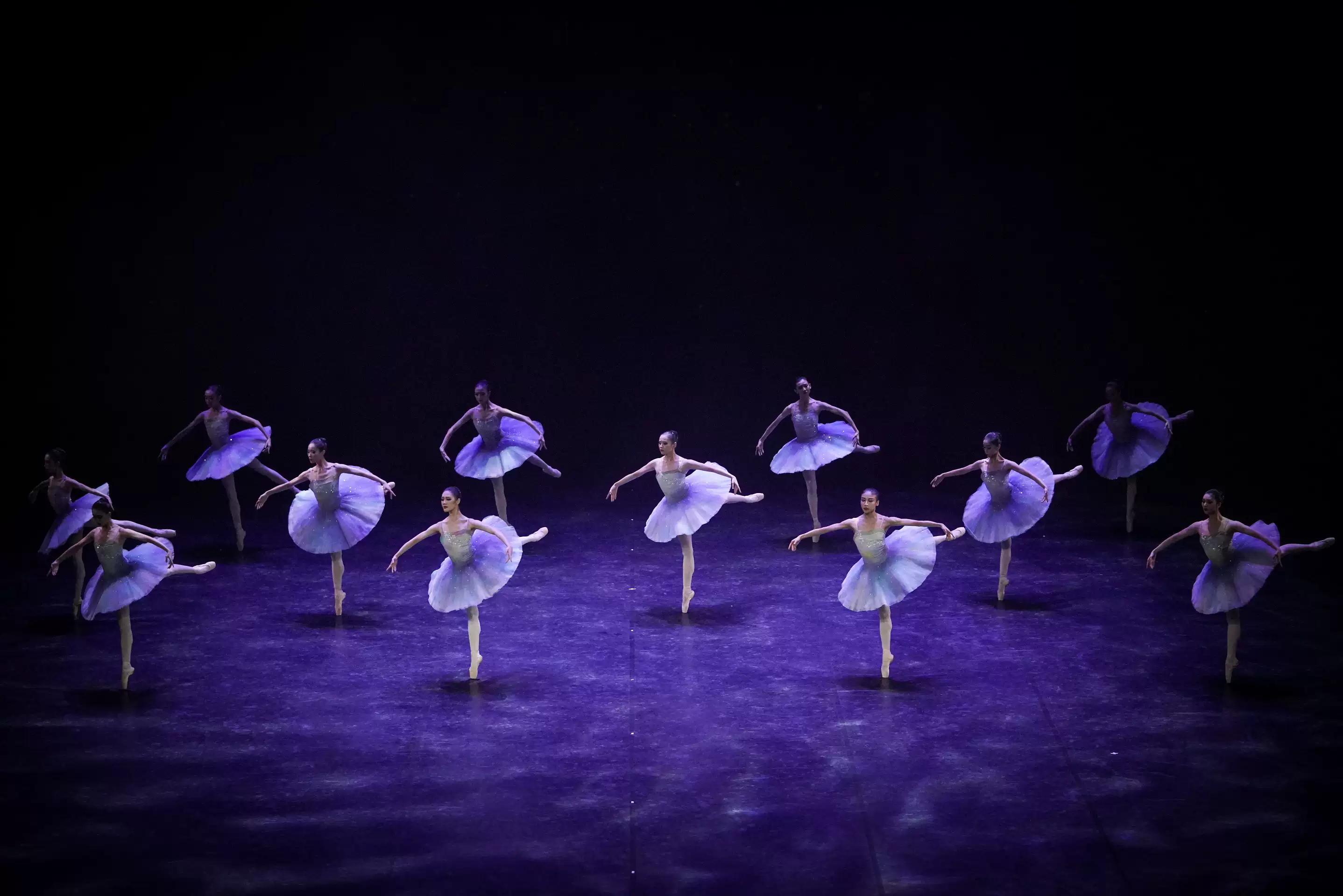 "Shanghai"Original Ballet--"Light of the Earth" - iNEWS