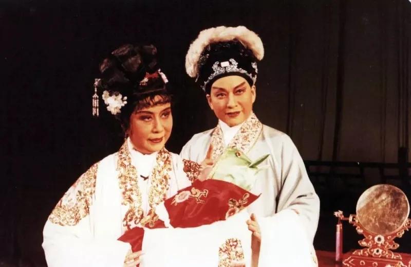 Spring Blossoms Always Blooming - Bi Chunfang - iNEWS