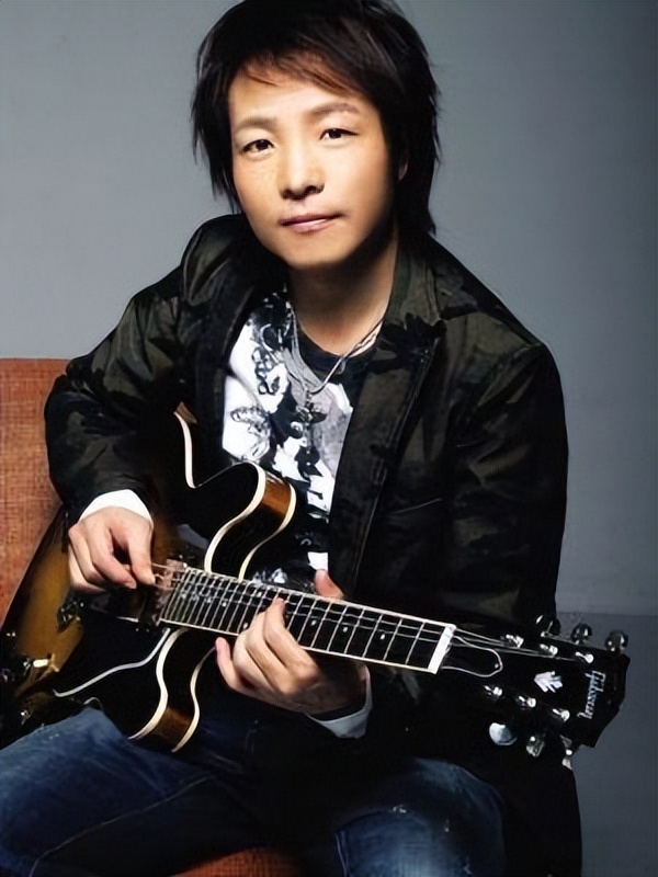 Xu Wei: His first love, his wife and parents helped him overcome ...