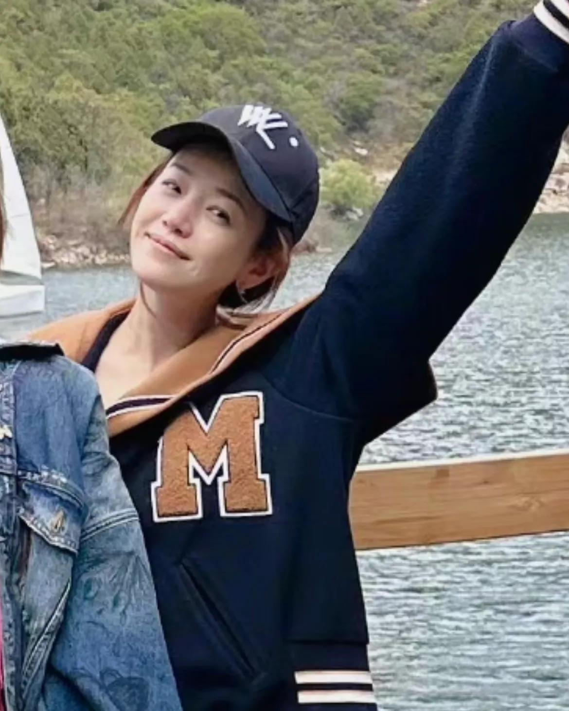 Chen Yanxi posted a photo of mother and child in the same frame, the 6 ...