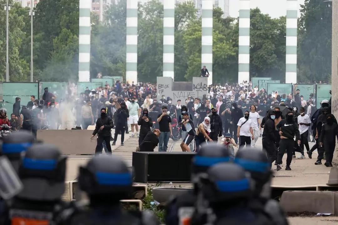 Behind the continuation of the French riots is the intensification of ...