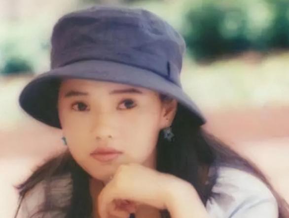 The two love affairs of singer Yu Chengqing - iNEWS