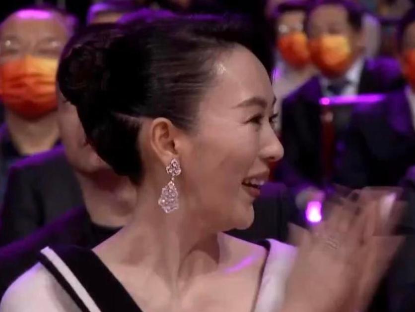 Reyizha defeated Yan Ni and Sun Li, Wang Lei defeated Zhang Jiayi and ...