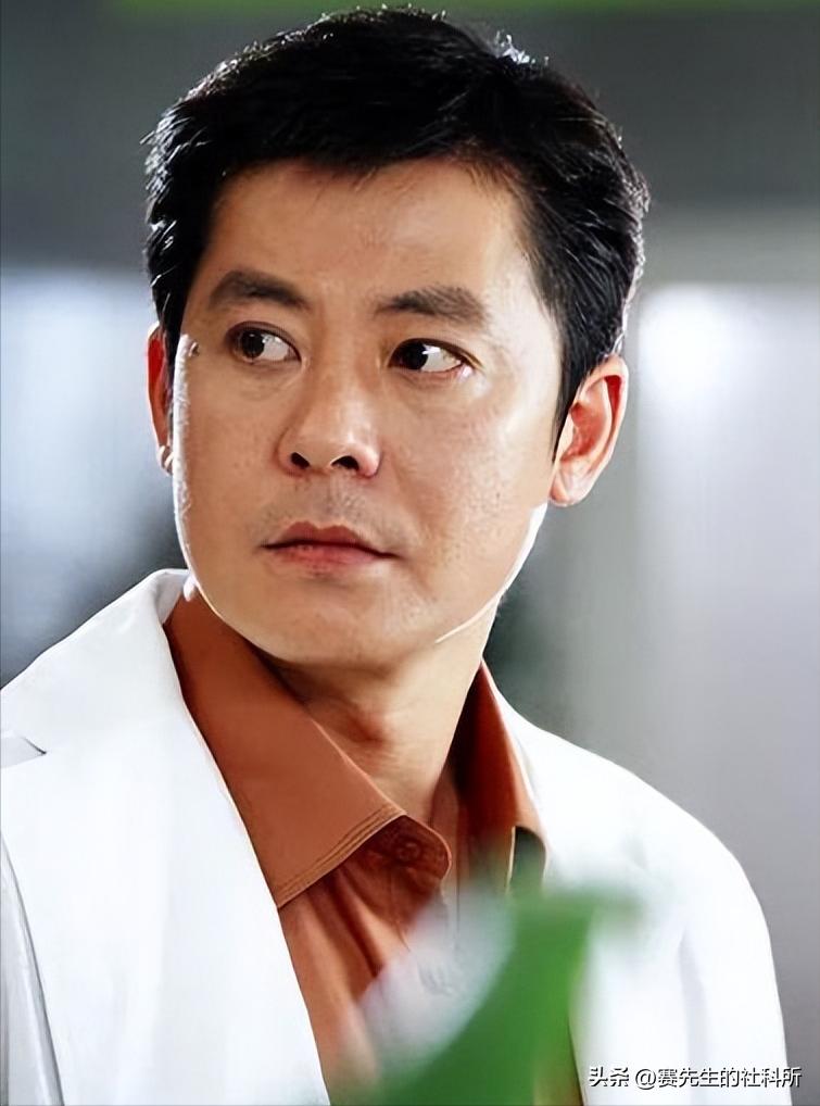 The 57-year-old actor's family settled in the United States, earning ...