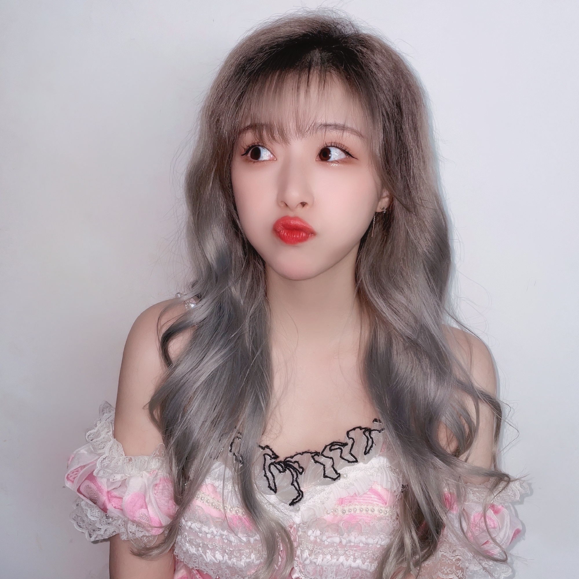 The gold master behind SNH48 Qi Jing speaks!Spend tens of millions of dollars to sign a special ...