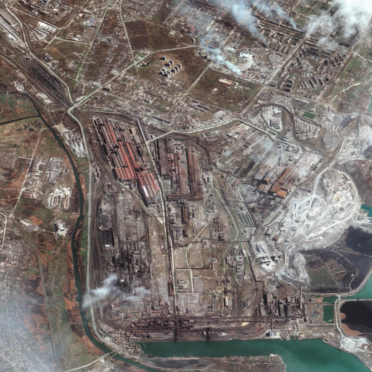 Putin is afraid?Is Azov Steel a "Super Fortress"? - iNEWS