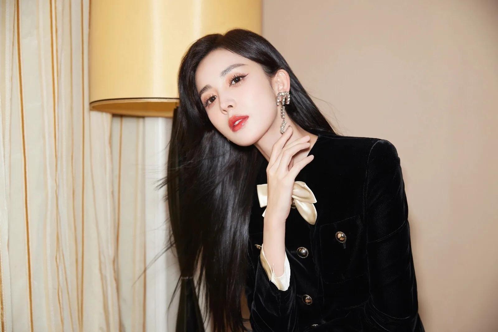 Ugliness brings trouble!Jiang Kaitong had been soaked in the rain, so ...