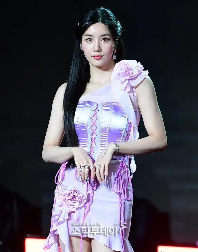 Concubine Quan Eun, who debuted three times in South Korea, looks sweet ...