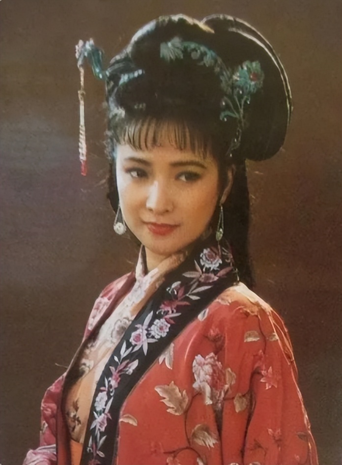 He Qing: Given Liu Wei's youth and Xu Yajun's child, why did he turn ...