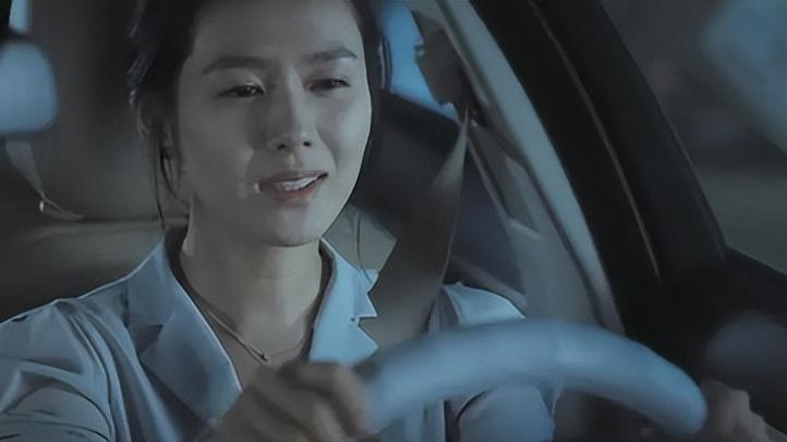 "White Night Walk": reveals the complexity of human nature and the ...