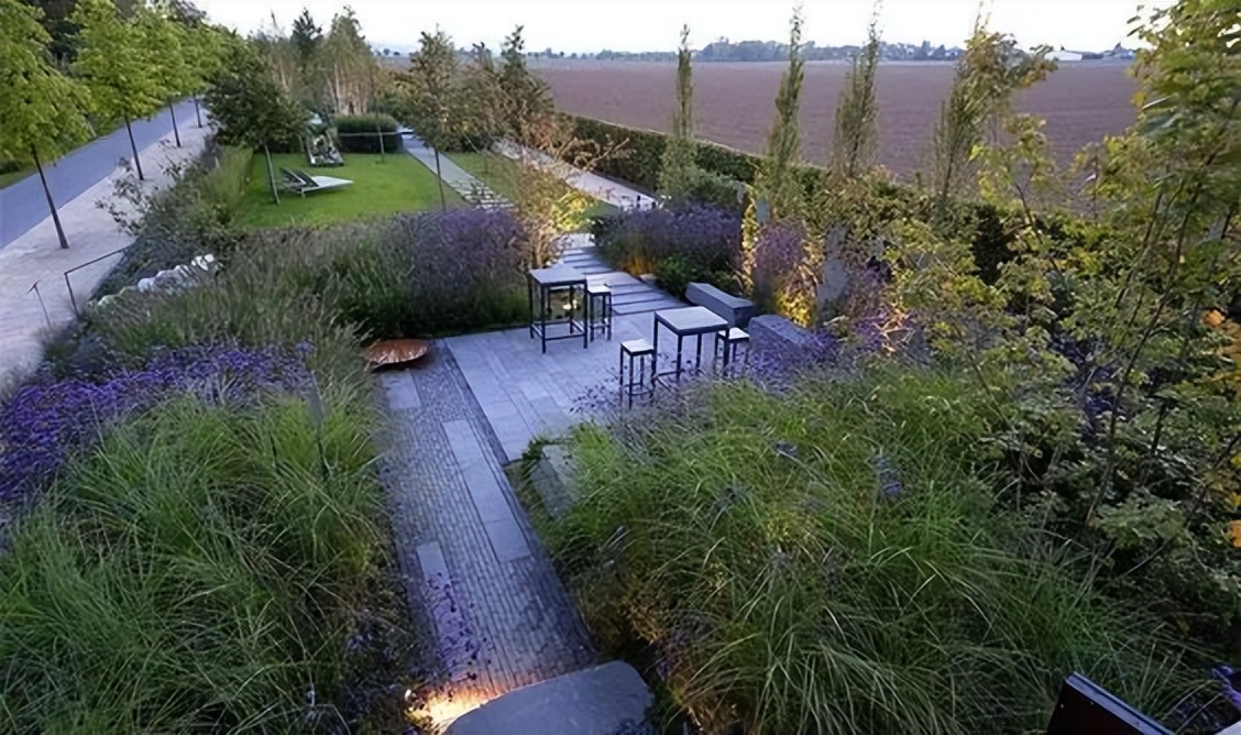 flower border landscape design - iMedia