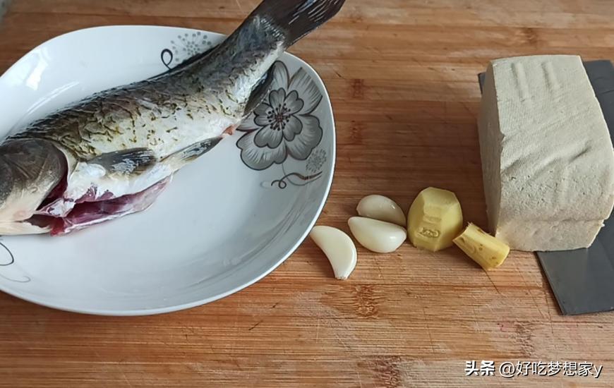 No matter what kind of fish you are stewing, don't add salt and cooking ...