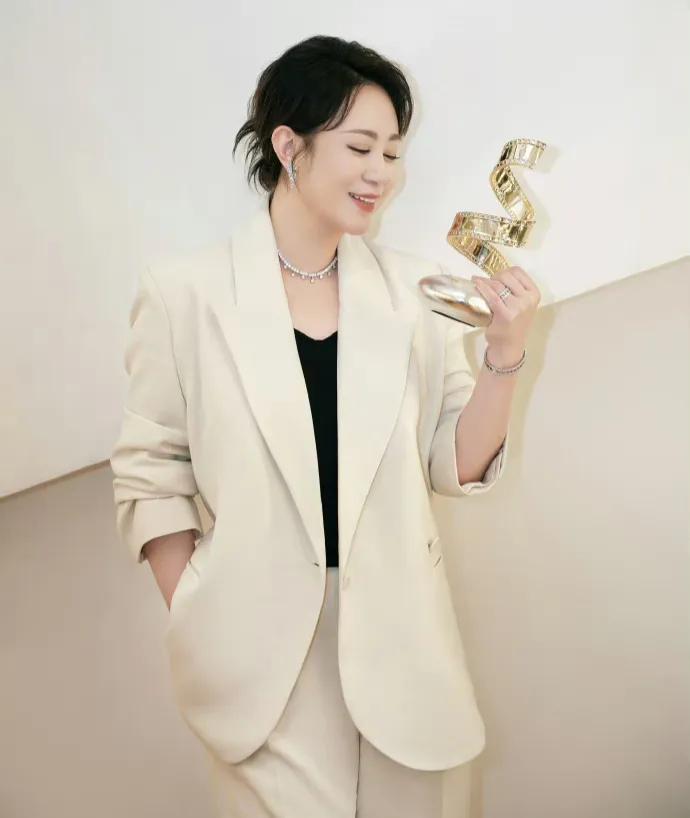 Zhang Yimou's "Justifiable Defense" started filming, starring Xu Zheng ...