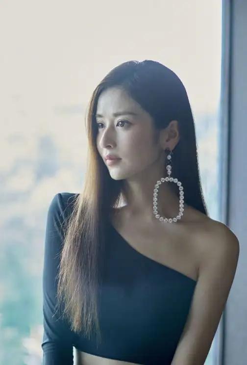 Mingyang Entertainment—Beauty Star—Ying Er - iMedia