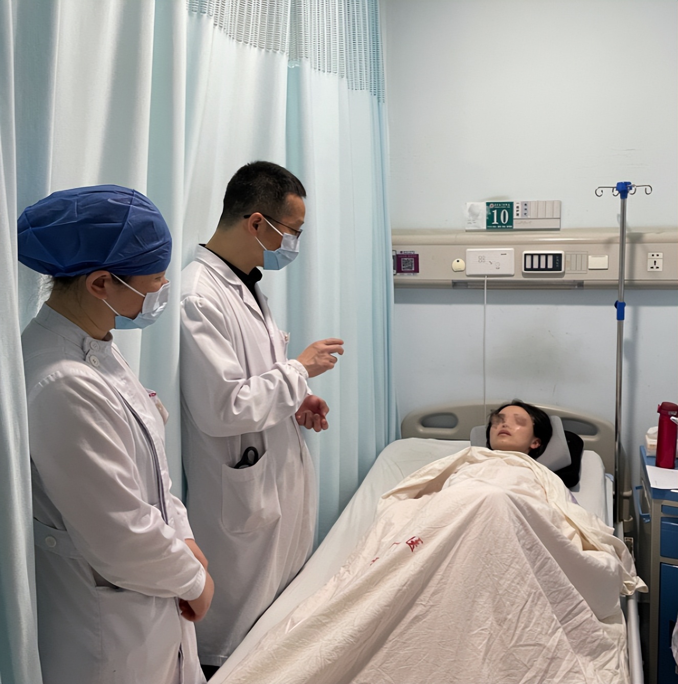 I regret it! Eyeball enucleation due to self-medication of woman's ...