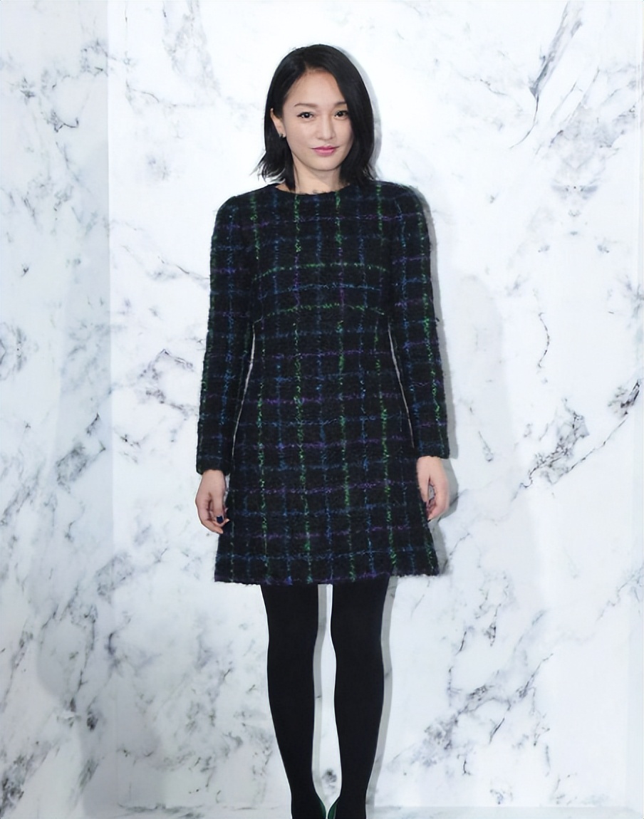 It's embarrassing for Zhou Xun and Guo Jingming to be on the same stage ...