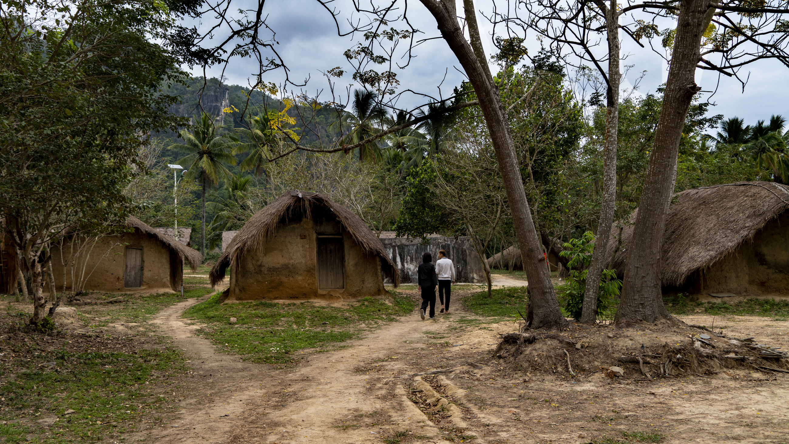 Hainan: the last ancient village of the Li people - iNEWS