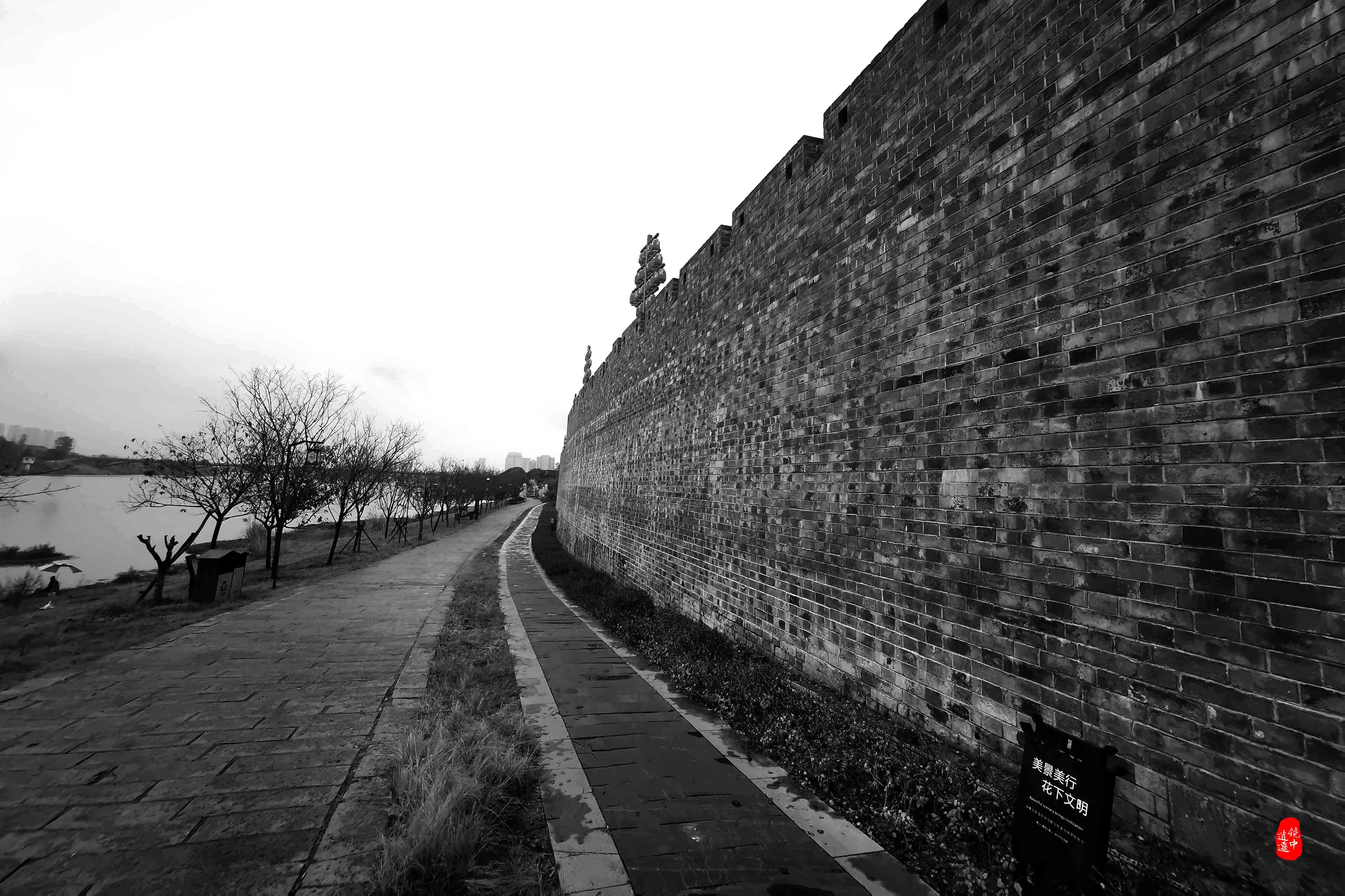 Yongfeng, Jiangxi: Enjiang Ancient Bridge under the Ancient City Wall ...