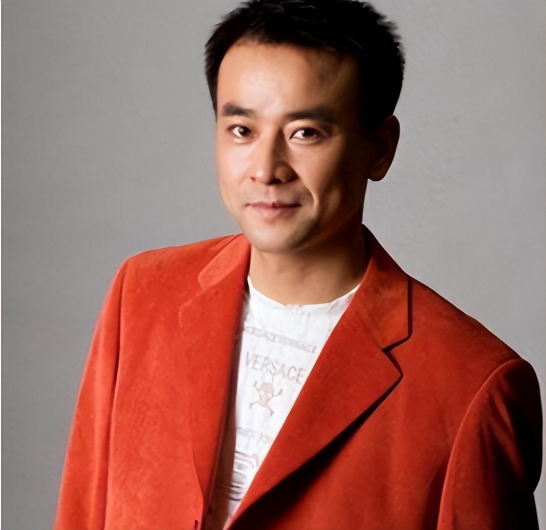 Love wins: Actor Luo Gang and his beloved wife Hao Lei overcome a ...