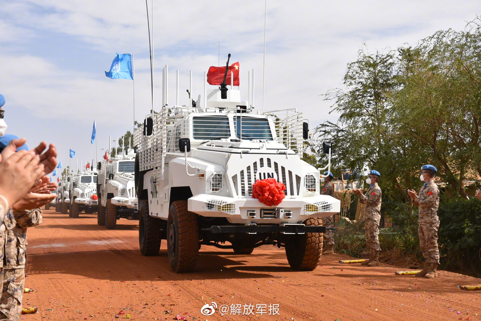 newest!China's Blue Helmet first installed a new type of anti-mine anti ...