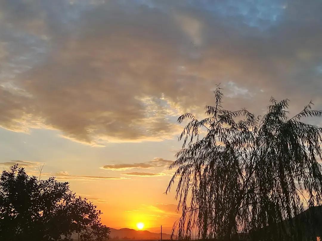 Evening Wind [Original Poem] - iNEWS