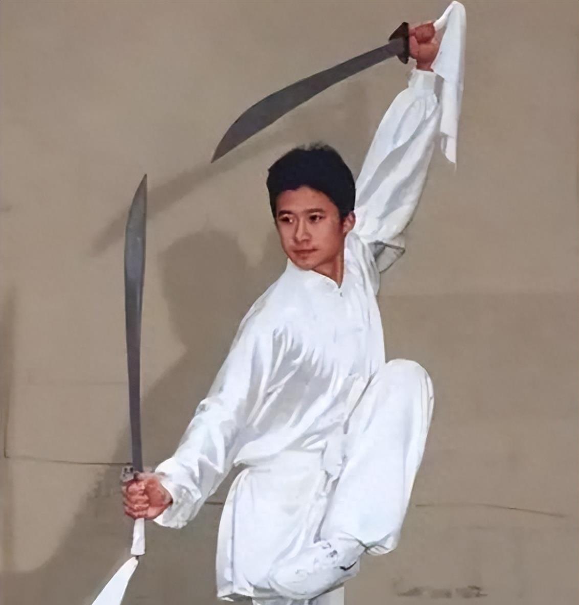 Wu Jing was the "white-eyed wolf" who was famous for his popularity ...