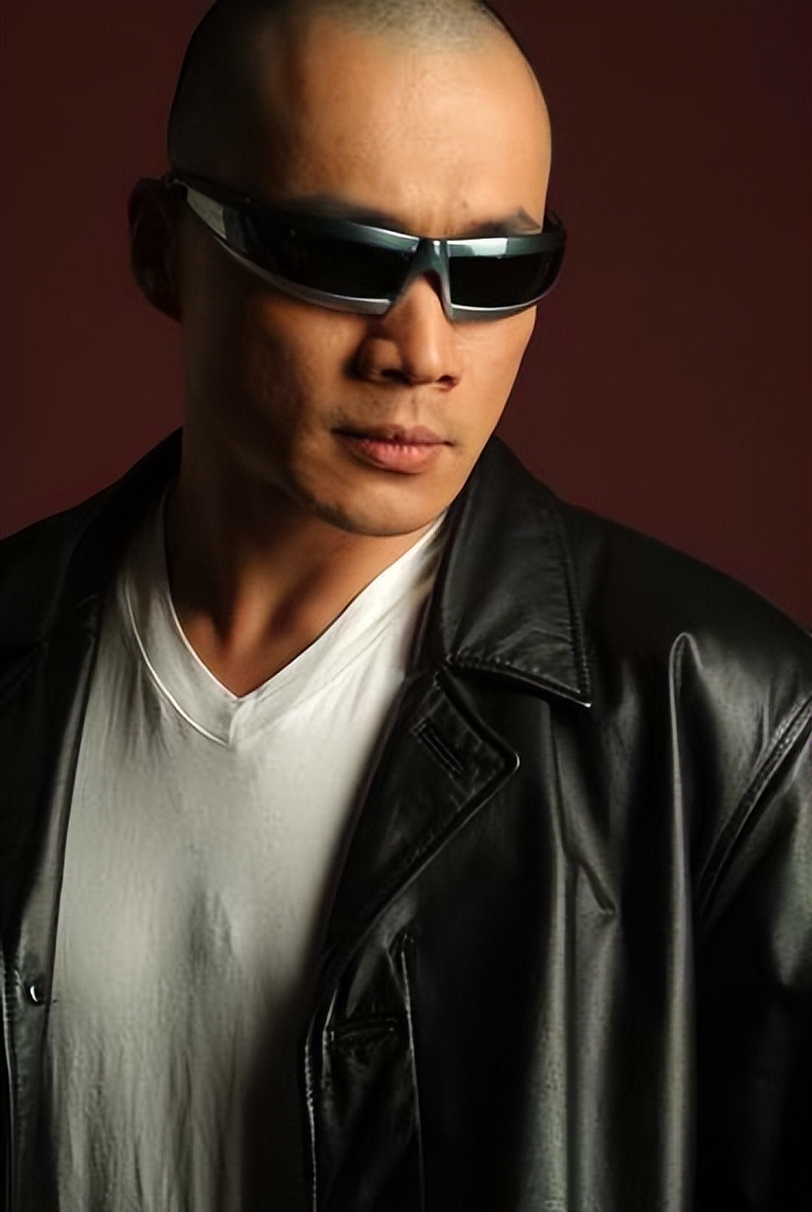 Ding Haifeng's wife, Tang Ge, was almost abandoned after her husband ...