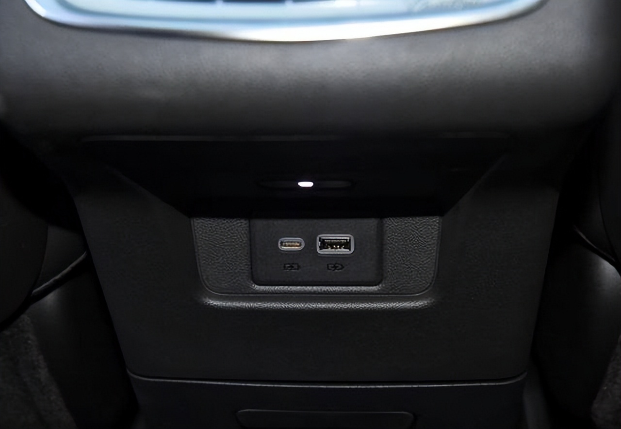 Newbies on the road: Why can't ordinary sockets be installed in cars ...